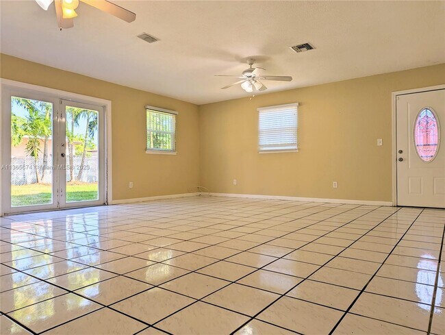 25405 SW 127th Ct, Homestead, FL 33032 - House Rental in Homestead, FL ...