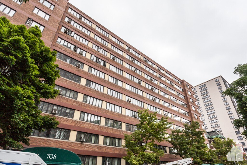 708 W Bittersweet Plz Unit 801, Chicago, IL 60613 - Condo for Rent in ...