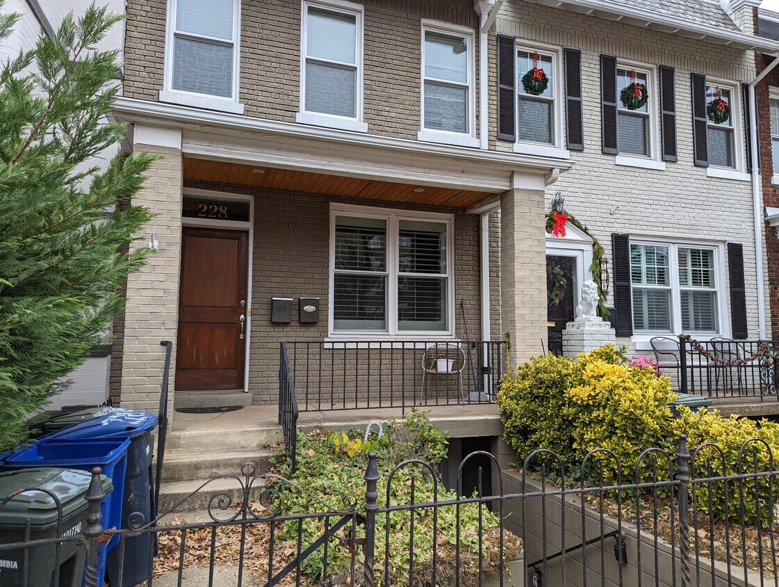 228 F St NE Unit 1, Washington, DC 20002 - 228 F St NE Washington, DC ...