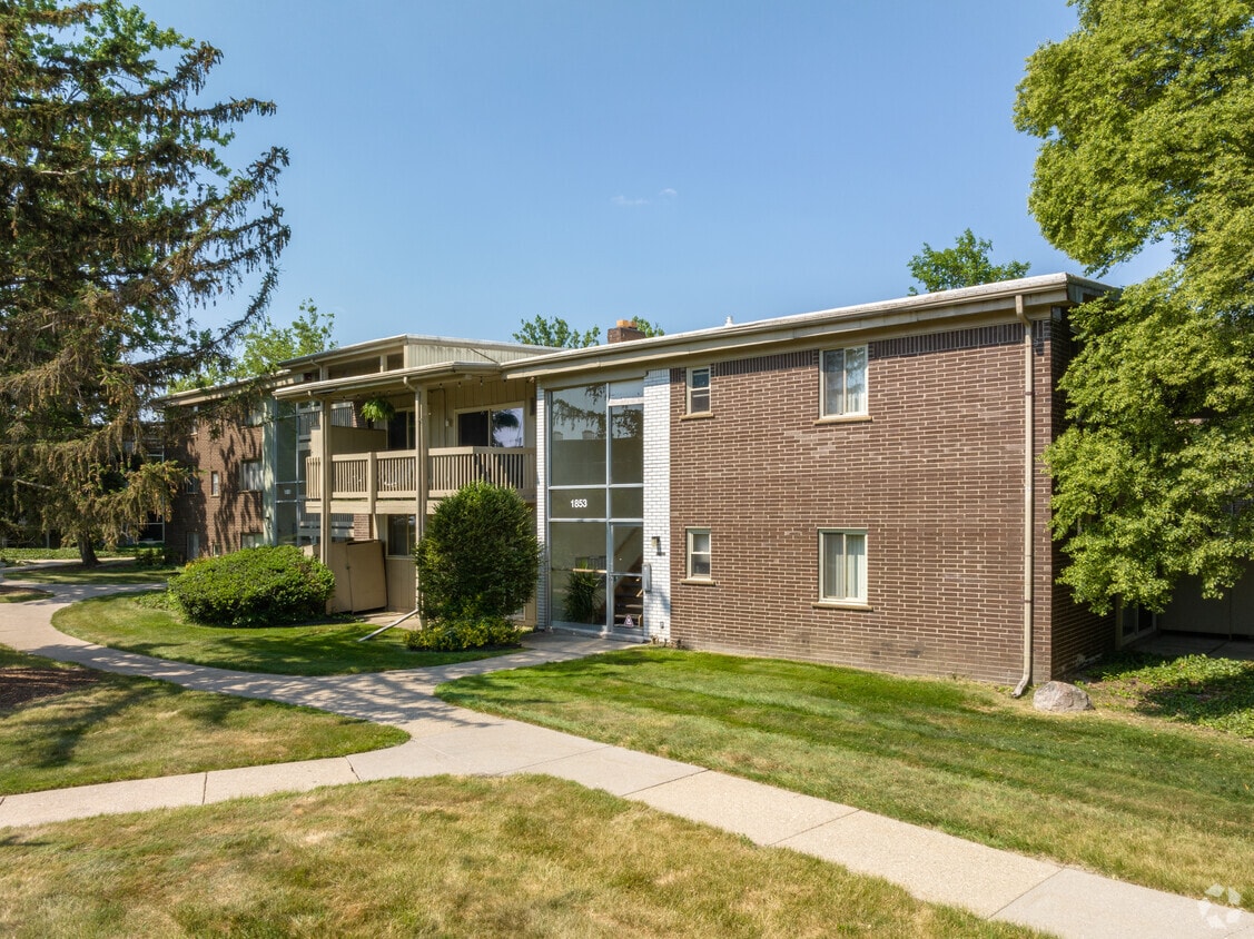 Amber Apartments - 3807 Crooks Rd Royal Oak, MI 48073 | Apartments.com