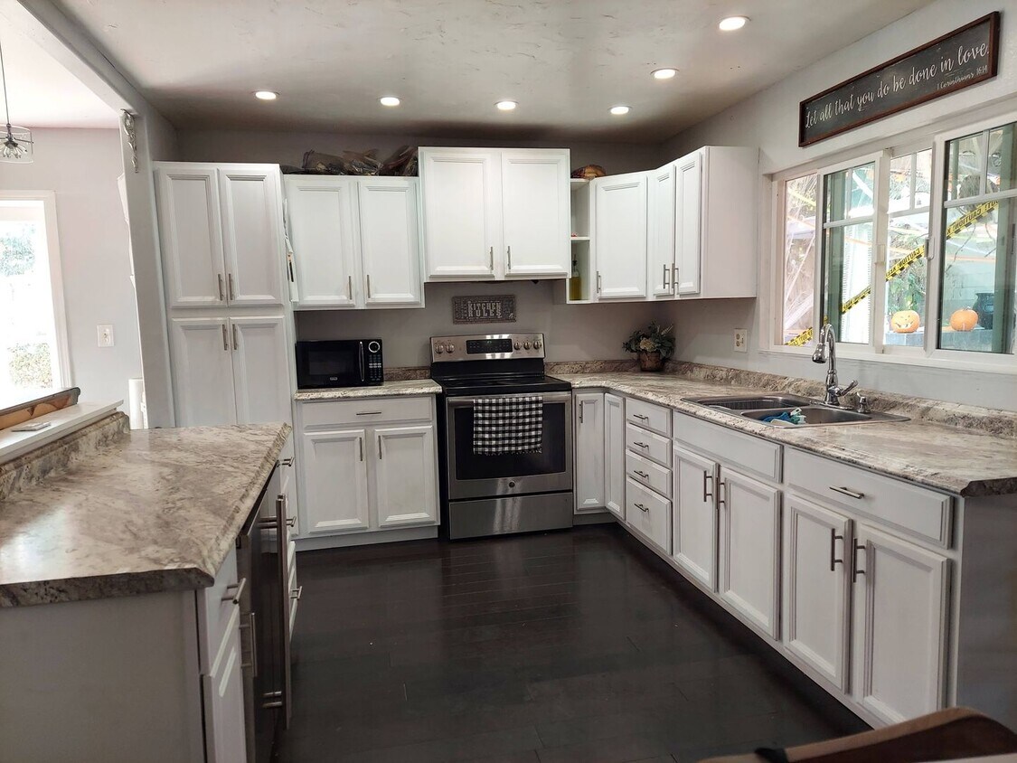 360 E Oneida St, Chula Vista, CA 91911 - House Rental in Chula Vista ...