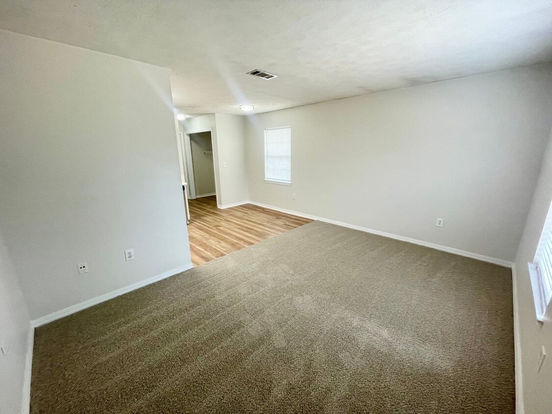 585 Dexter Dr Unit D, Flowood, MS 39232 - Room for Rent in Flowood, MS ...