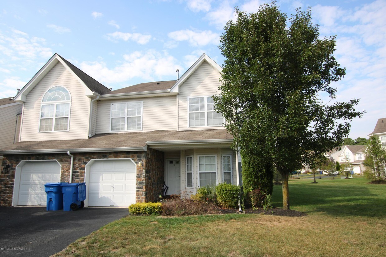 10 Maywood, Wall Township, NJ 07753 - Condo for Rent in Wall Township ...