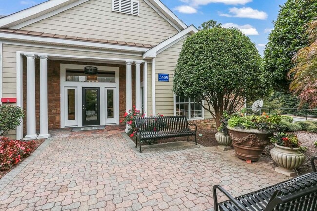 Clover Apartments - Apartments in Atlanta, GA | Apartments.com