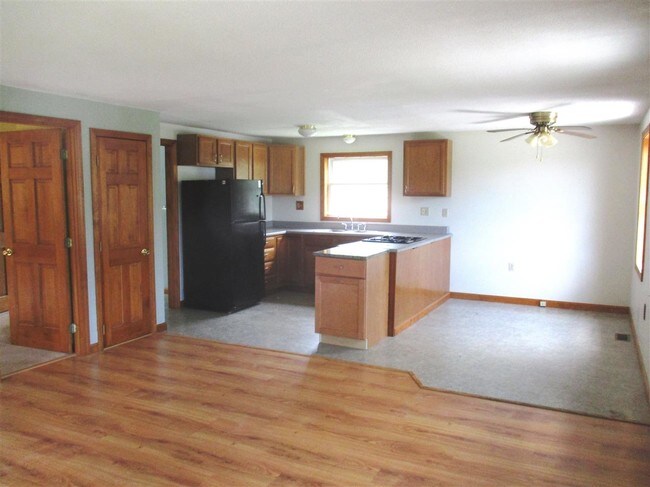 283 Old Peterborough Rd Temple, NH 03084 - Alquileres en Temple, NH ...