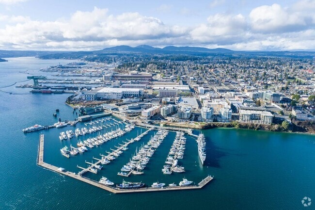 Downtown Bremerton Houses for Rent with a Swimming Pool - Bremerton, WA