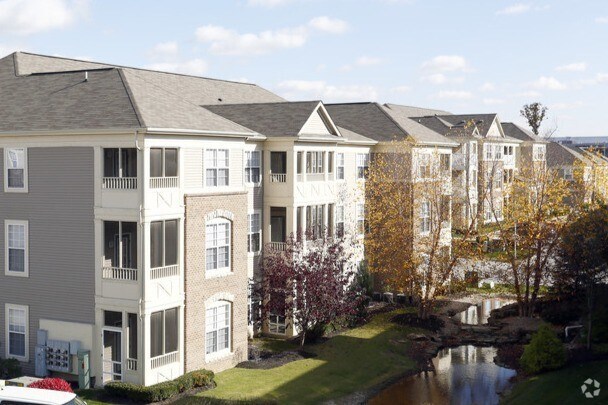 Forest Commons Apartments for Rent with Parking - Indianapolis, IN - 34 ...