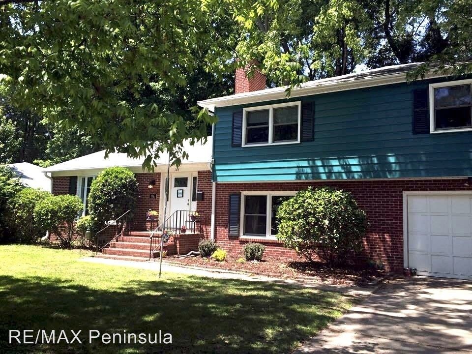 146 Ridgewood Pkwy, Newport News, VA 23608 - House Rental in Newport News, VA | Apartments.com