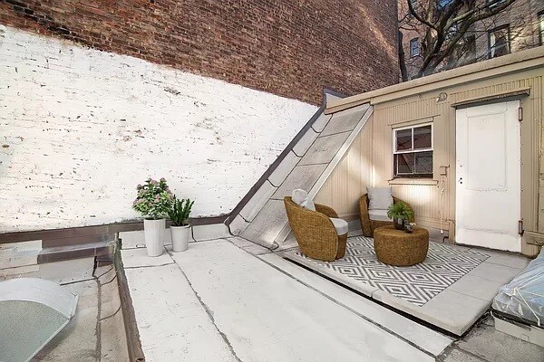 28 Jane St, New York, NY 10014 - Townhome Rentals in New York NY ...