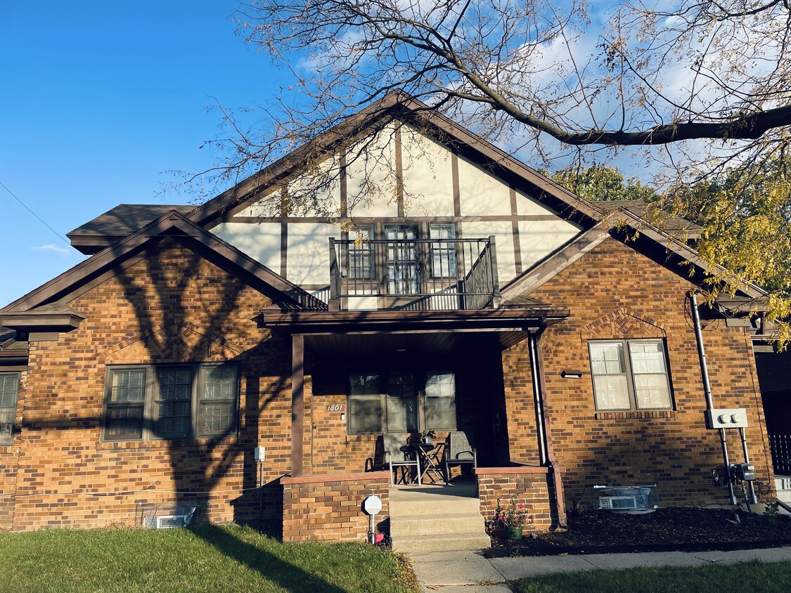 1801 S Martin Luther King Jr Blvd Unit Apt #2, Lansing, MI 48910 - 1801 ...