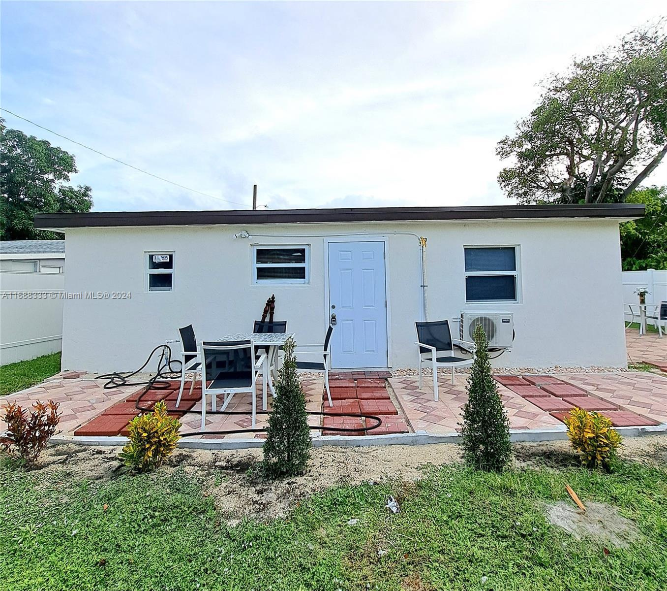 2215 Mayo St Unit E1, Hollywood, FL 33020 - Room for Rent in Hollywood ...
