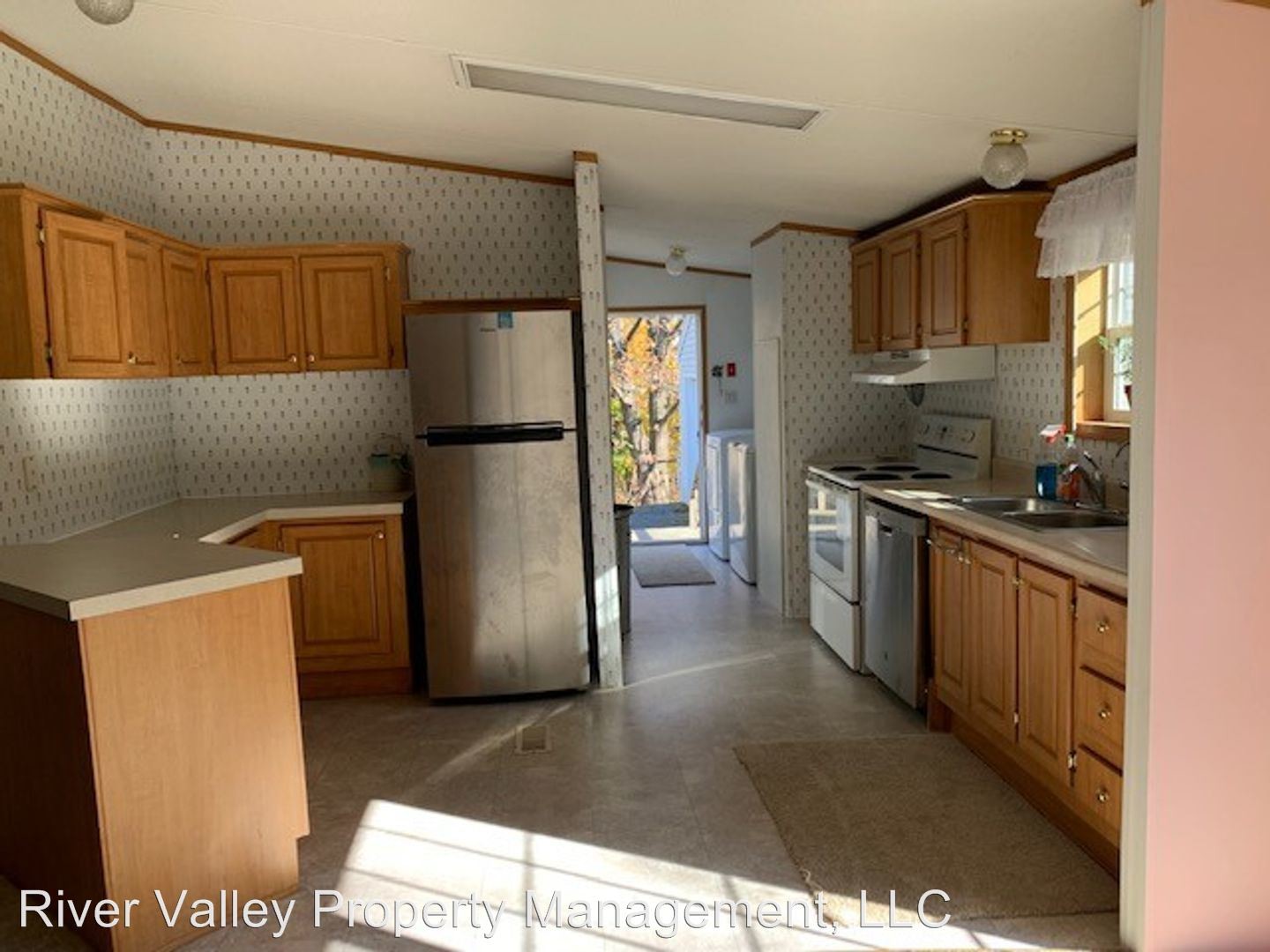 4 Davis St, Springfield, VT 05156 - House Rental in Springfield, VT ...