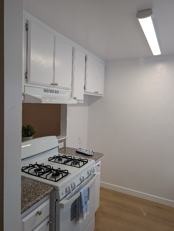 14257 Friar St, Los Angeles, CA 91401 | Apartments.com