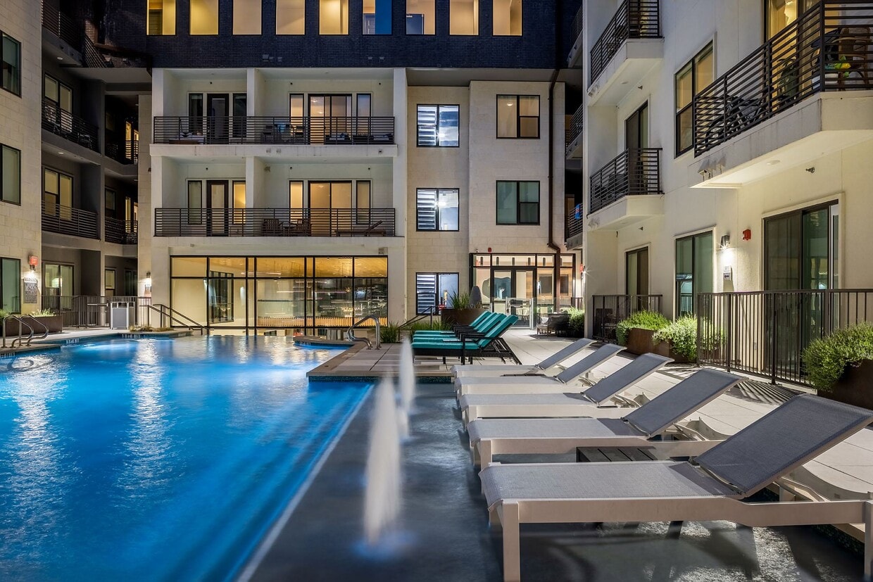 The Clark - 1301 W 5th St Austin, TX 78703 | Apartments.com