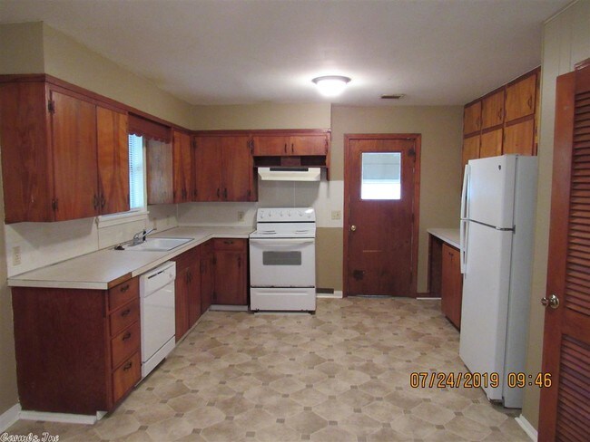 2021 Jefferson, Conway, AR 72032 - House Rental in Conway, AR ...