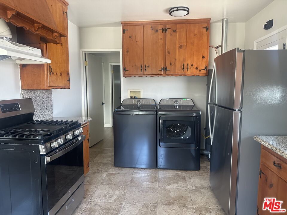 22525 Del Valle St, Los Angeles, CA 91364 - Townhome Rentals in Los ...