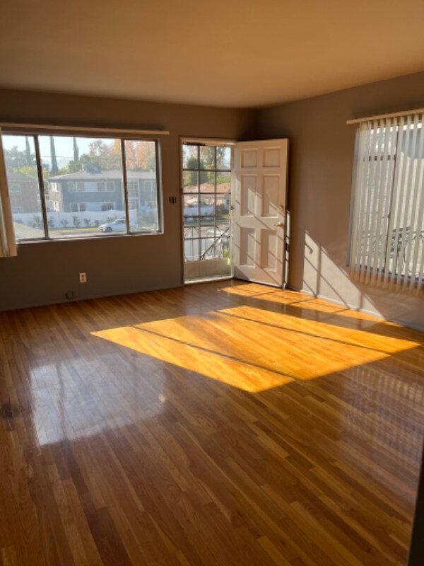 13741 Burbank Blvd Unit 1, Los Angeles, CA 91401 | Apartments.com