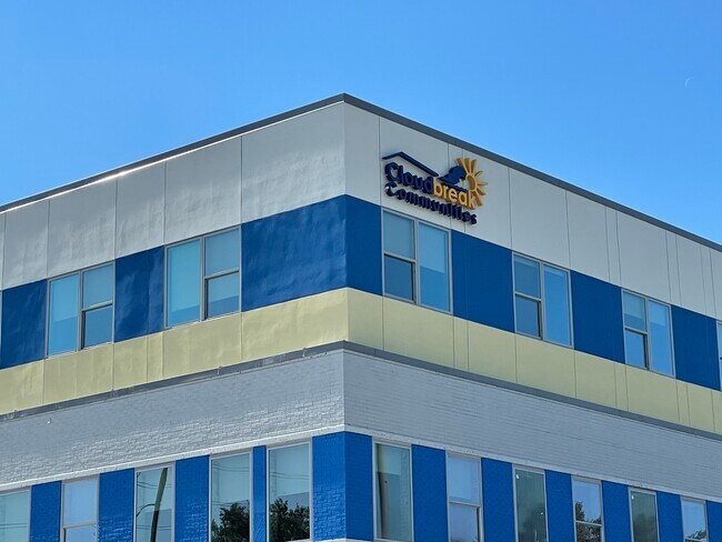 Light Rail Lofts - 4600 Main St Houston, TX | Apartments.com