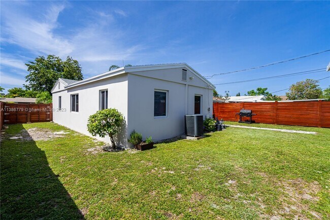 2023 NE 182nd St, North Miami Beach, FL 33162 - House Rental in North Miami Beach, FL ...