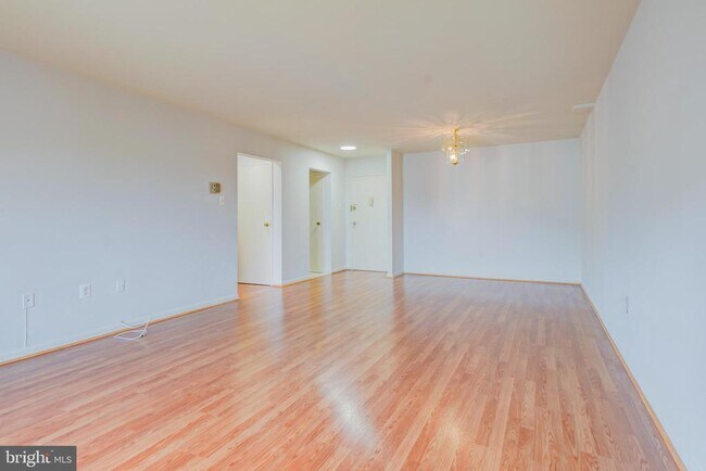 7400 Lakeview Dr Unit N405, Bethesda, MD 20817 - Room for Rent in ...