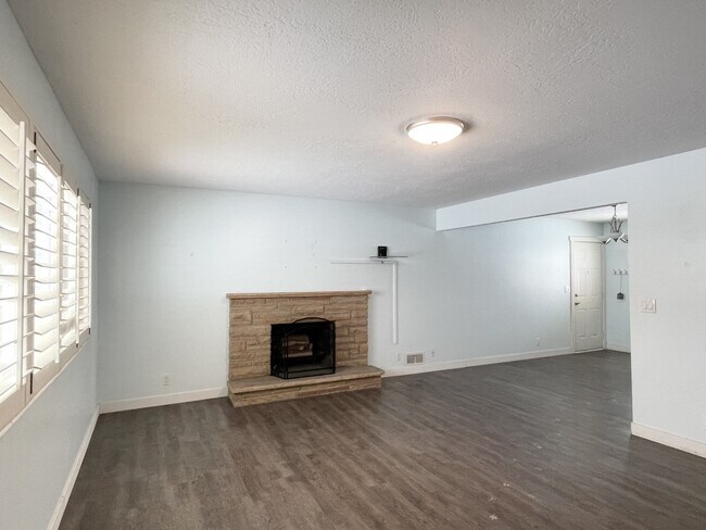 9212 S 260 E, Sandy, UT 84070 - House Rental in Sandy, UT | Apartments.com