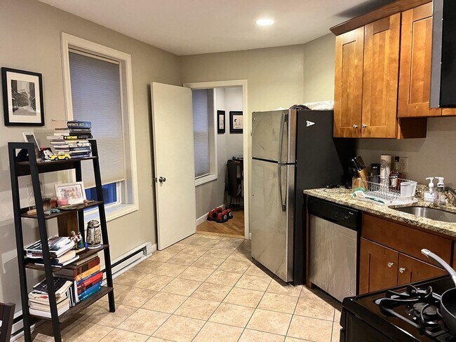 393 Hanover St Unit 5A, Boston, MA 02113 - 393 Hanover St Boston, MA ...