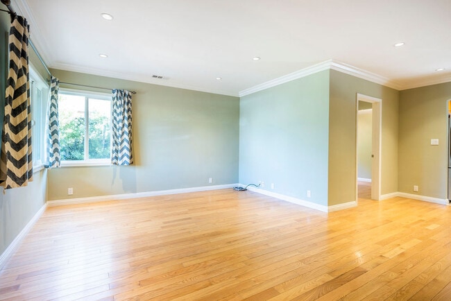 10744 Charnock Rd, Los Angeles, CA 90034 - House Rental in Los Angeles ...