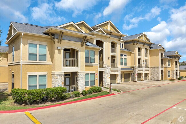 Dolce Living - Apartments in Rosenberg, TX | Apartments.com