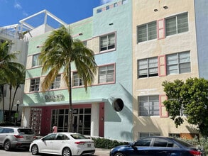Miami Beach Boardwalk Apartments for Rent with Hardwood Floors - Miami Beach, FL - 3 Rentals ...