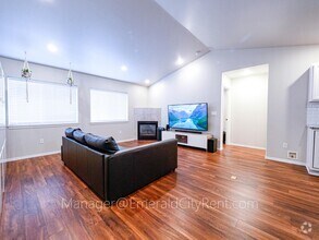 Village Square Apartments for Rent with a Swimming Pool - Bothell, WA ...