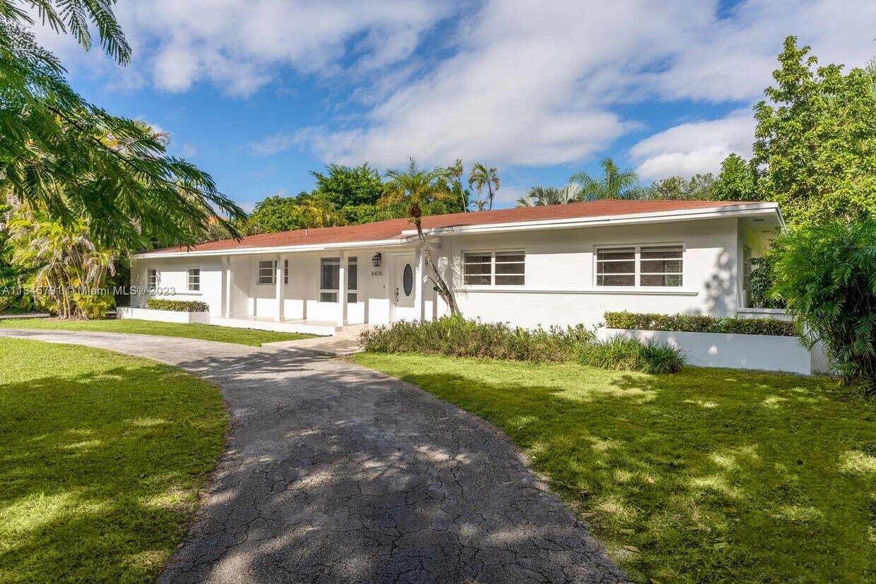 6435 SW 122nd St, Miami, FL 33156 - House Rental in Miami, FL ...