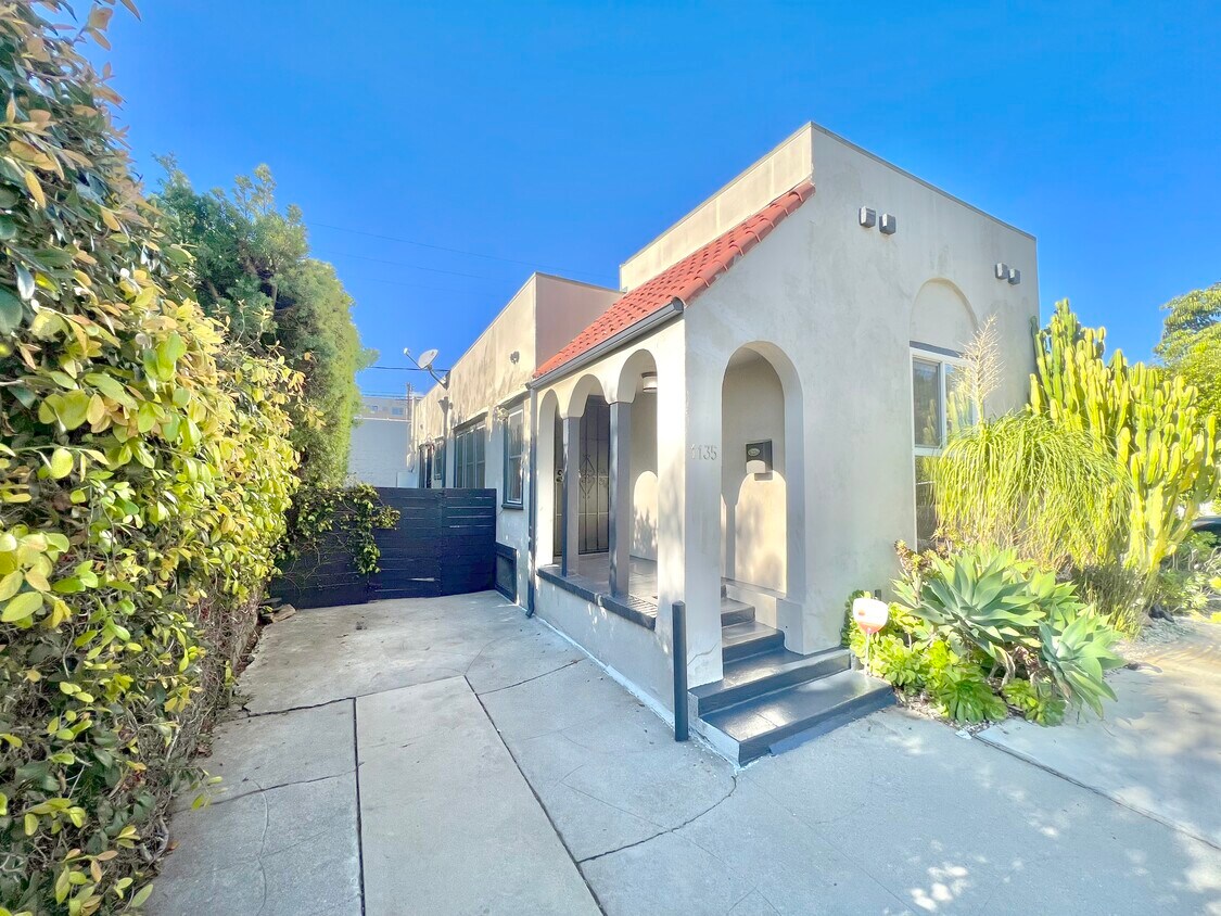 1135 N Hudson Ave Unit 1135, Los Angeles, CA 90038 - 1135 N Hudson Ave ...