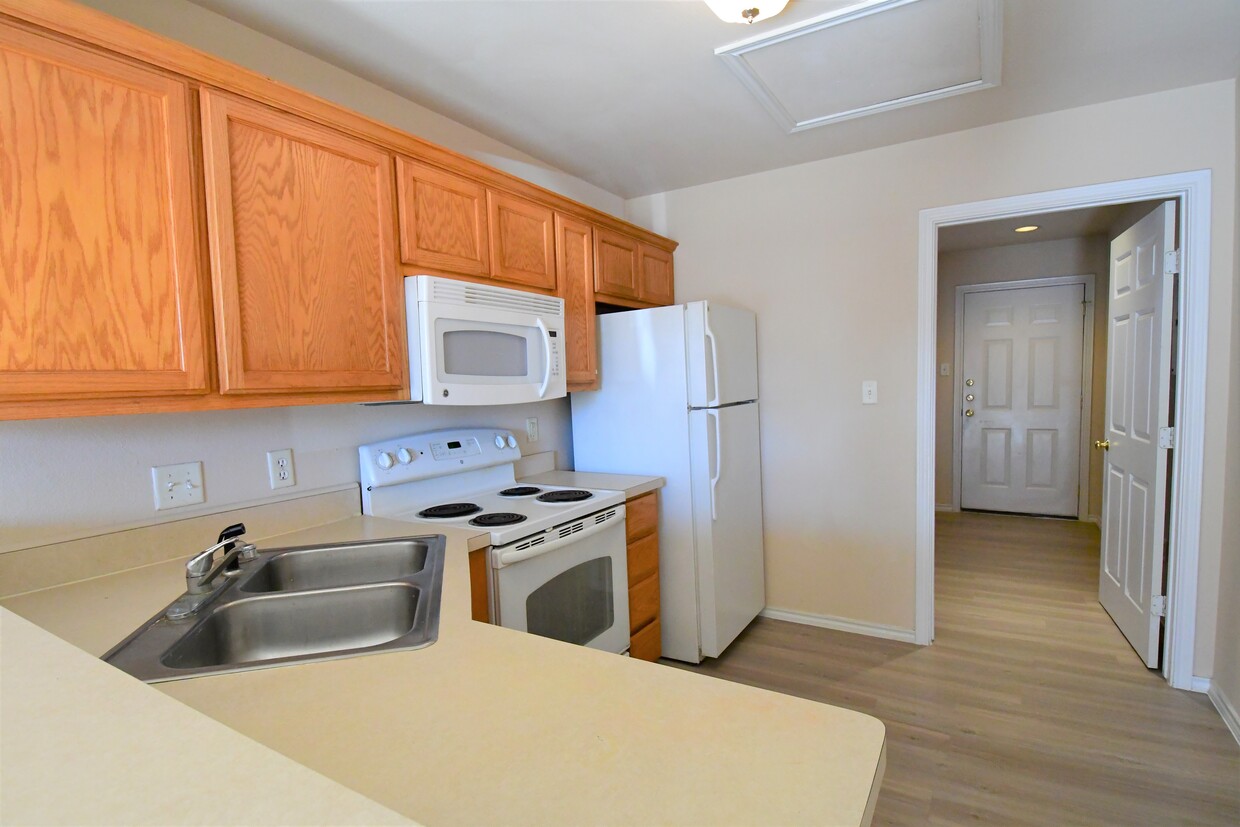 Commerce Garden Apartments - 1306 Maple St Commerce, TX 75428 ...
