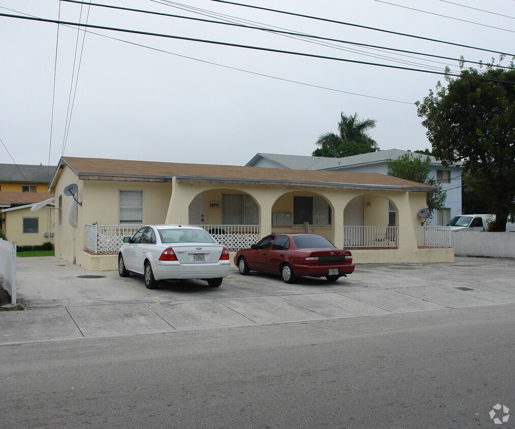 10775 SW 4th St, Miami, FL 33174 - 10775 SW 4th St Miami, FL 33174 ...