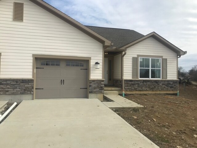 1 Stillmeadow Dr Unit 4, Cincinnati, OH 45245 - Condo for Rent in ...