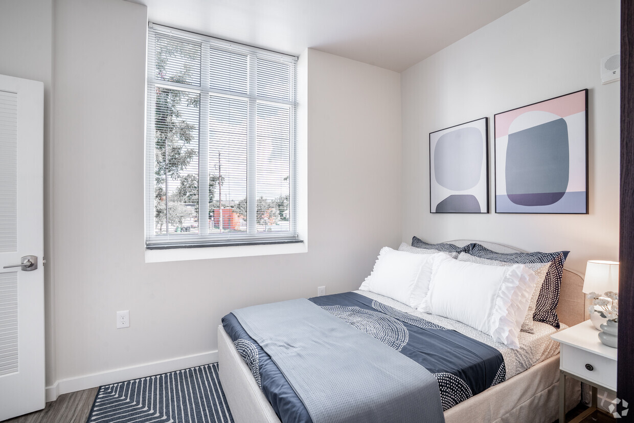 St. Elizabeth Place - 4514 Lyons Ave Houston, TX 77020 | Apartments.com