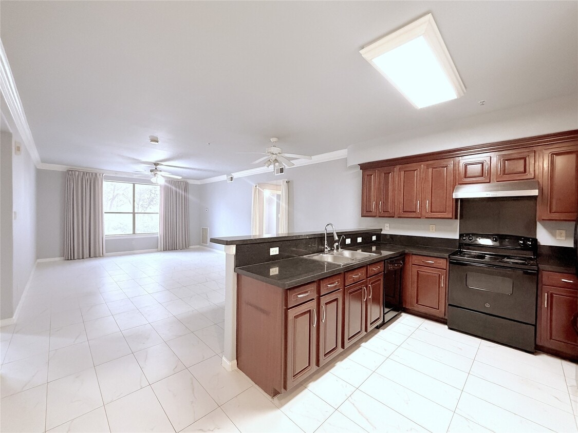 6611 W Sam Houston Pkwy S Unit 1G, Houston, TX 77072 - Condo for Rent ...