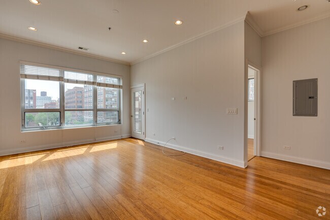 The Van Morgan - 1002 W Van Buren St Chicago, IL 60607 | Apartments.com