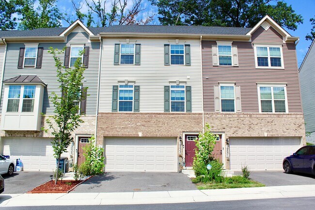 Waterfront Apartments for Rent in Germantown - 1 Rentals