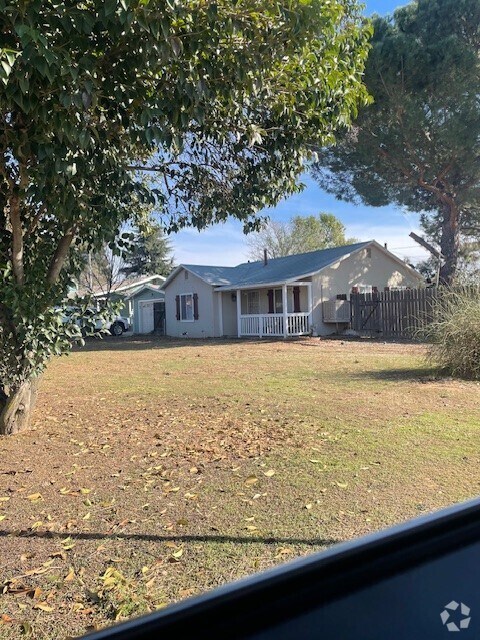 Three Rings Ranch Apartments for Rent with a Garage - Beaumont, CA - 1 ...