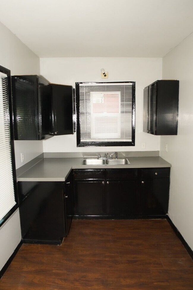 25 Coleman Terrace Unit 3 Bed Down, Rochester, NY 14605 - Room for Rent ...