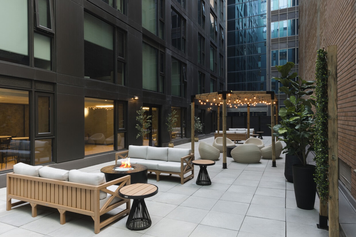The Emmy Apartments - 75 Slater St Ottawa, ON | Apartments.com