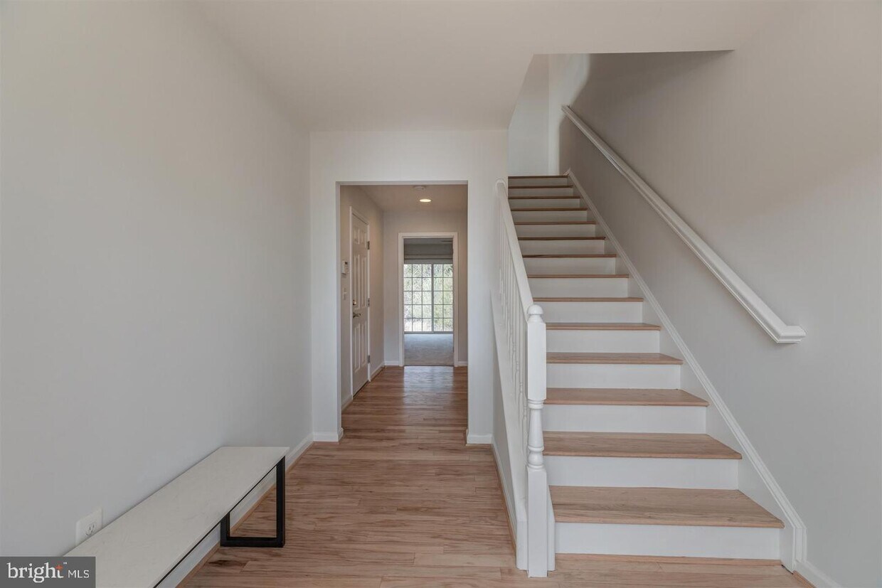 8354 Scotland Loop, Manassas, VA 20109 - Condo for Rent in Manassas, VA ...