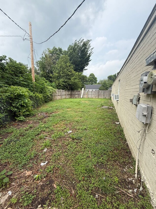 2041-2043-2043 Helm Dr Unit DM 2043 Helm, Baton Rouge, LA 70820 - Room ...