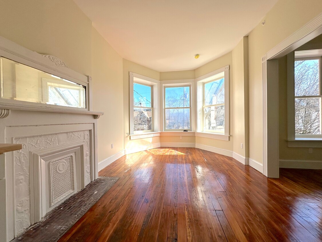 31 Dubois St, Newburgh, NY 12550 - 31 Dubois St Newburgh, NY 12550 ...