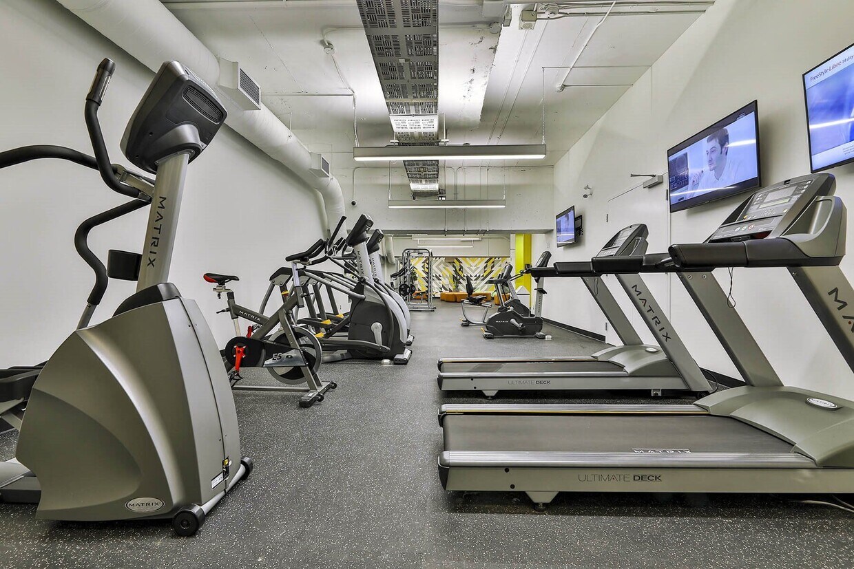 Maddox Dorchester Apartments - 1160 Saint-Mathieu Montréal, QC ...