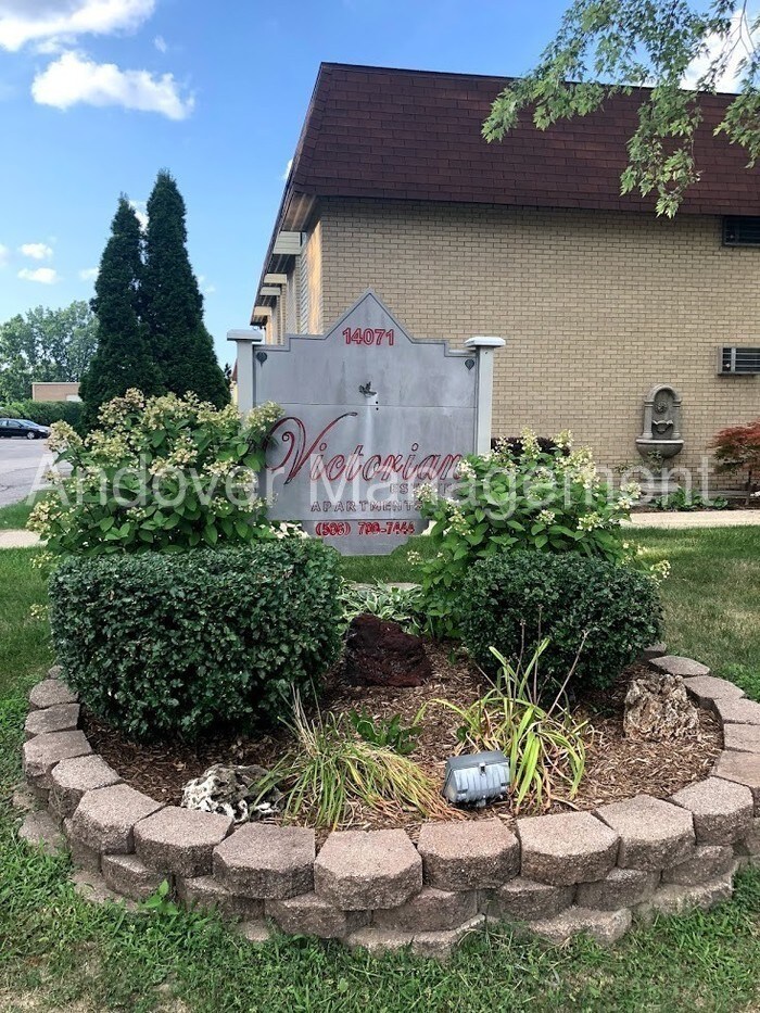 14095 Stephens Unit D5, Warren, MI 48089 - Room for Rent in Warren, MI ...