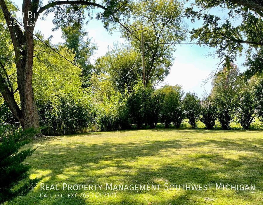 210 Blakeslee St, Galien, MI 49113 - House Rental in Galien, MI ...