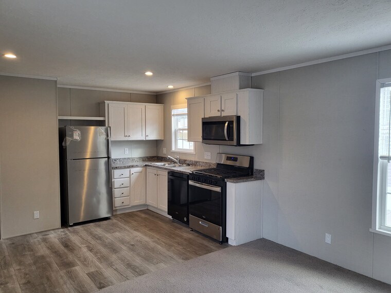 73 Ash Ave, Highland Charter Township, MI 48357 - House Rental in ...