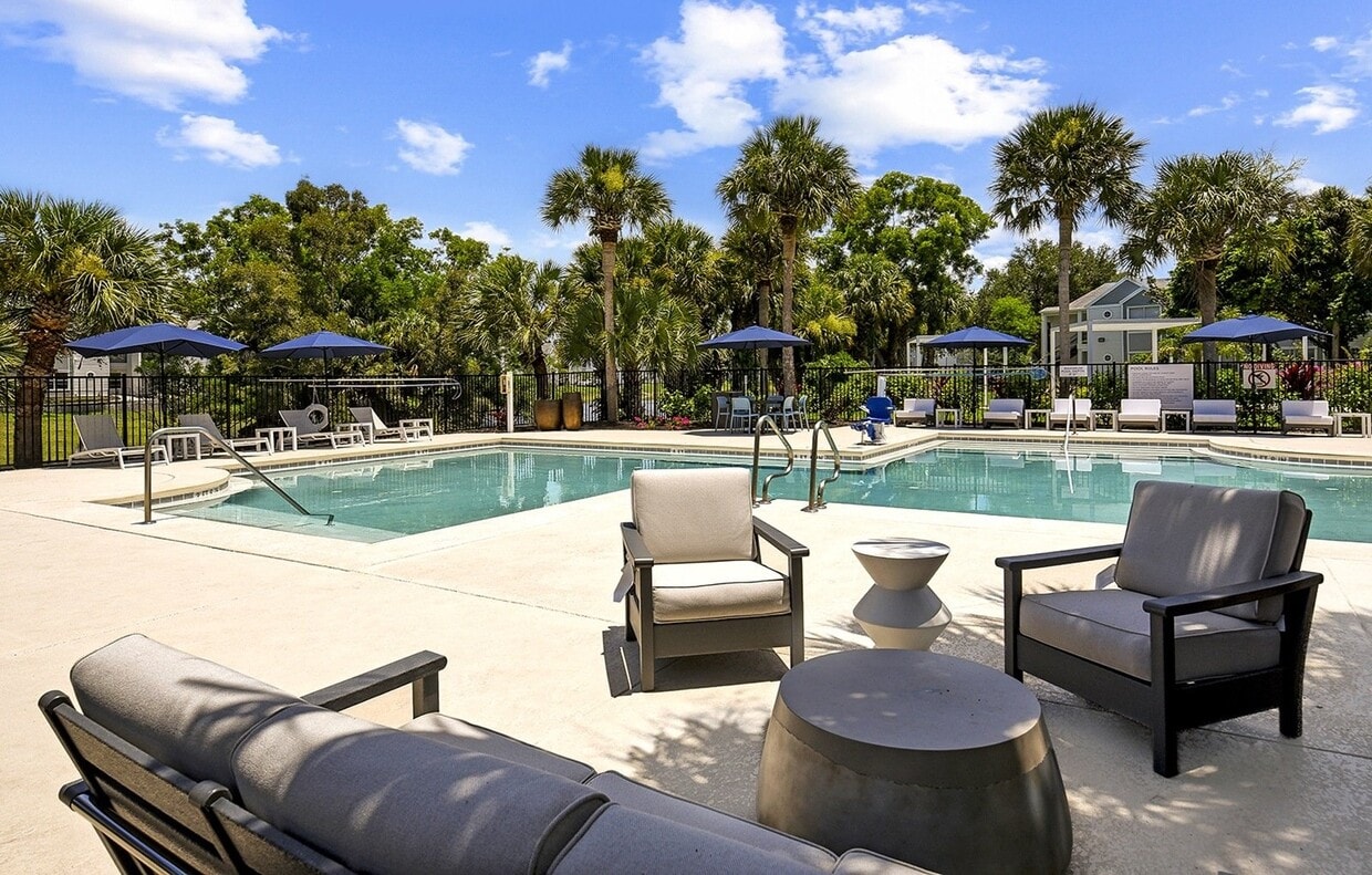 The Lucille Apartments - 300 Se St Lucie Blvd Stuart, FL 34996 ...